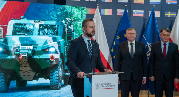 Polish MoD signs contract for vehicles for WR-40 LANGUSTA